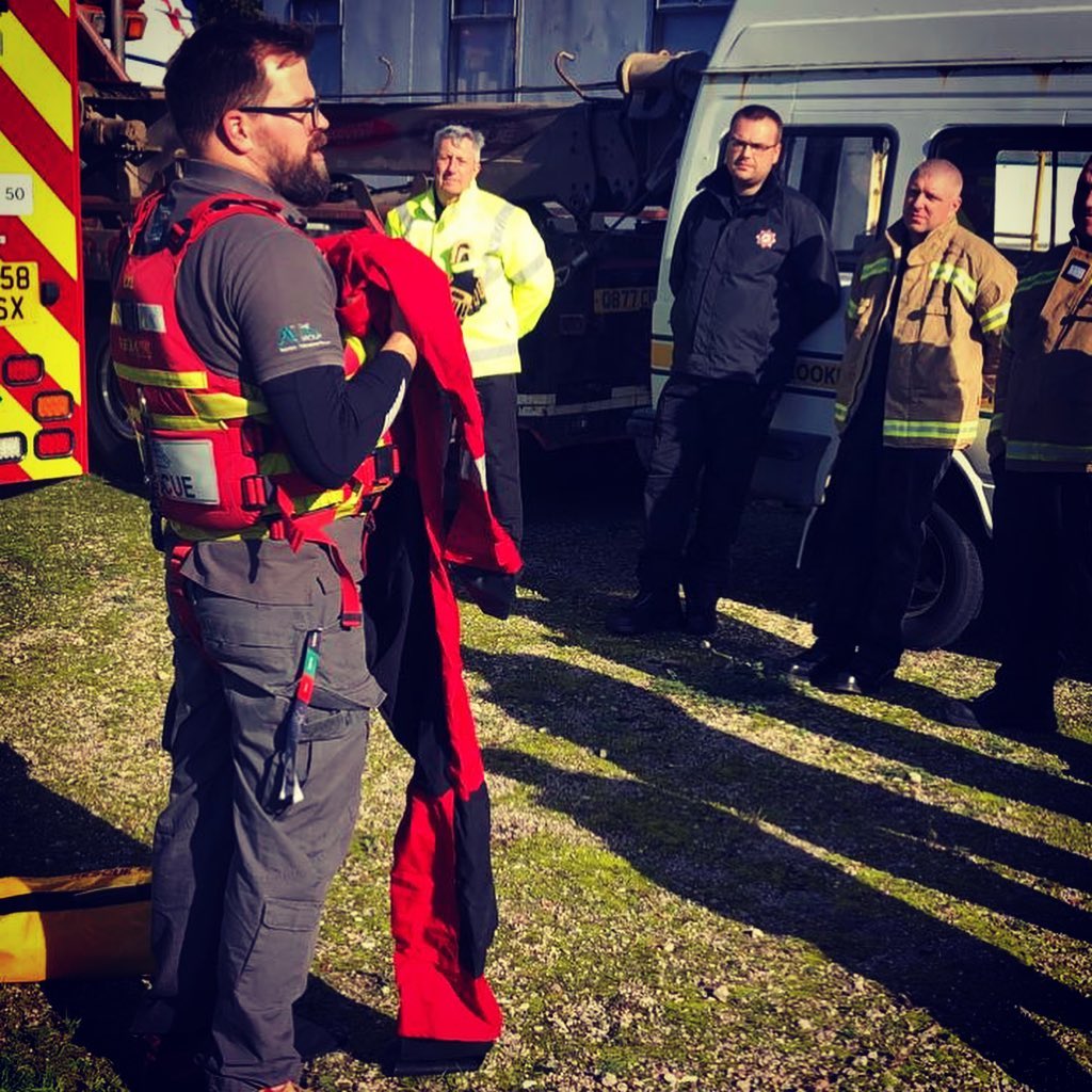 DEFRA Module 1 – Water & Flood Awareness – Square Knot