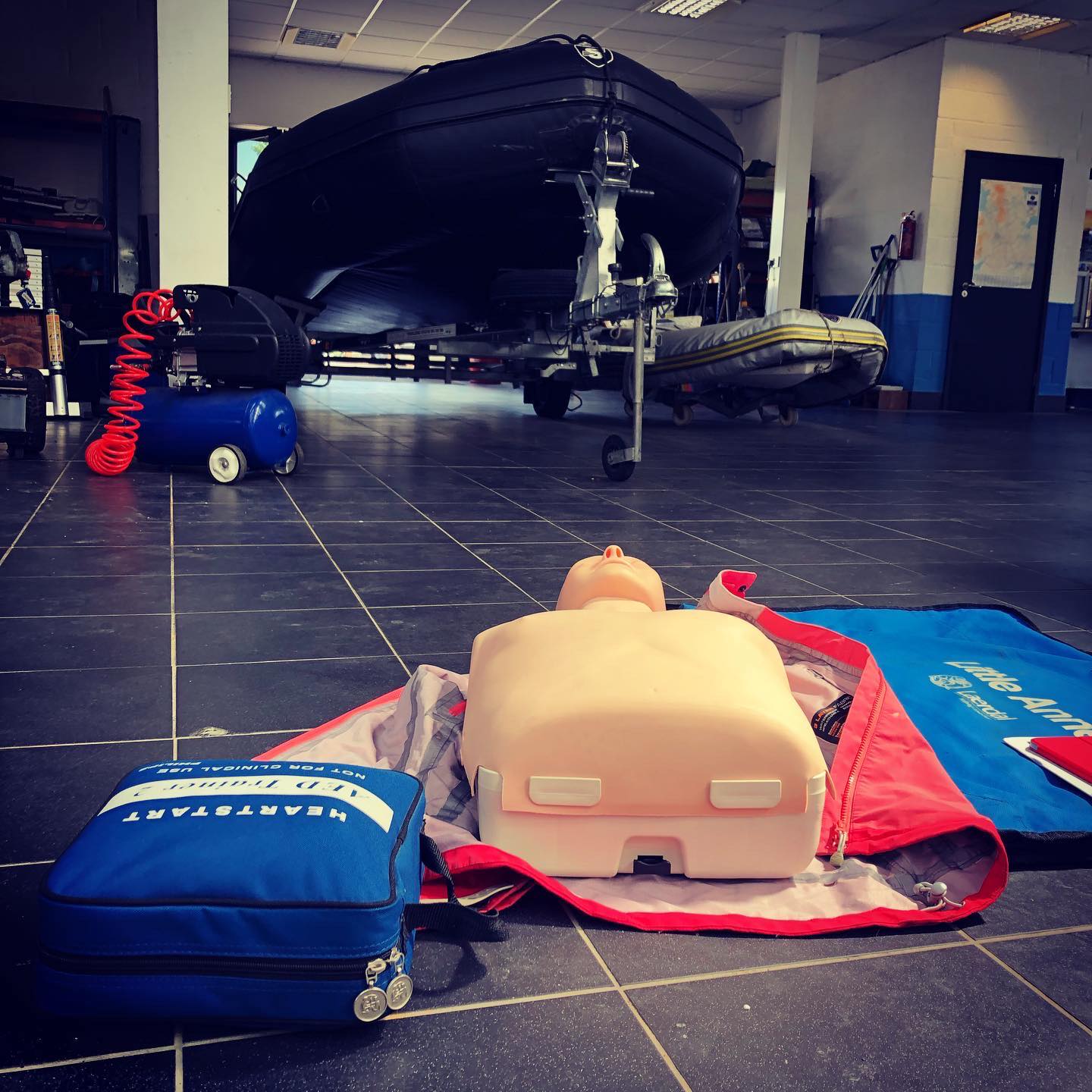 RYA First Aid – Square Knot